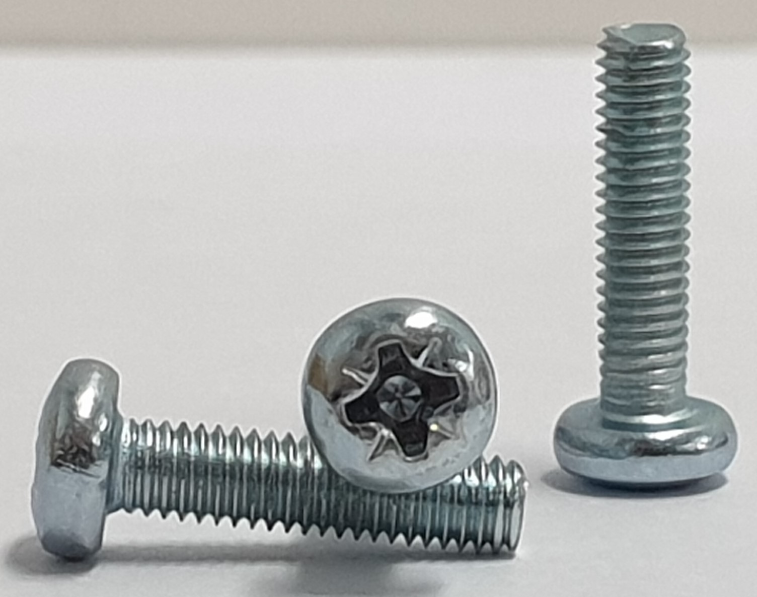 M2 x 16mm Pan Head Pozi M/T Zinc Plated - Micro Fasteners
